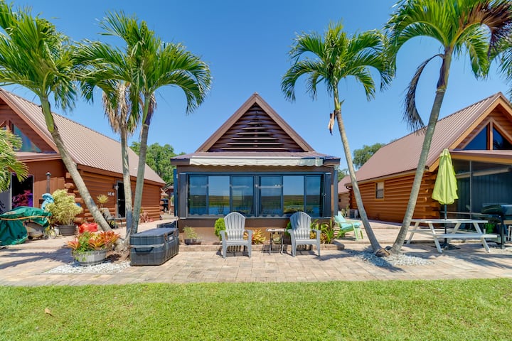 Lake Okeechobee Cabin W/ Boat Launch & Patio - Lake Okeechobee, FL