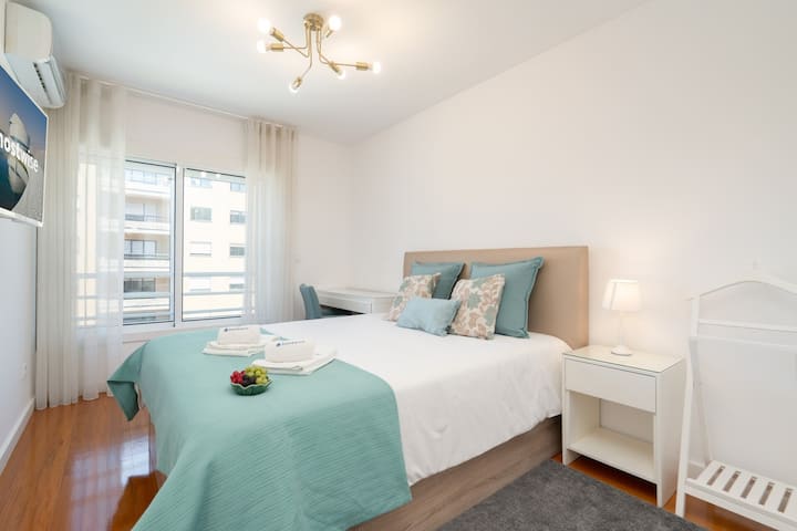 Stunning Trendy Flat W/ Balcony By Hostwise - Matosinhos