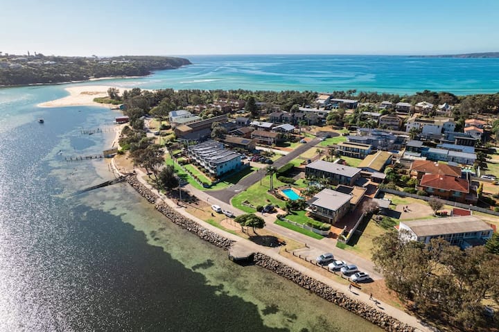 The Retreat Deluxe 3br Spacious,stylish, Memorable - Pambula