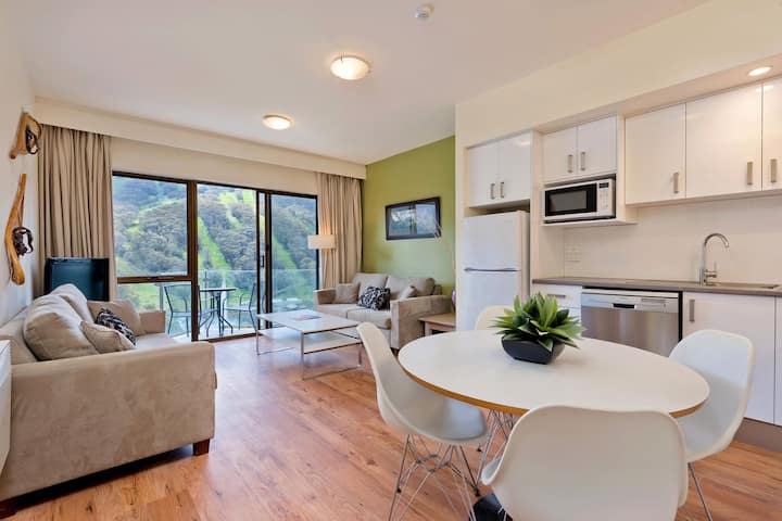 Lantern 21 - Balcony - 스레드보