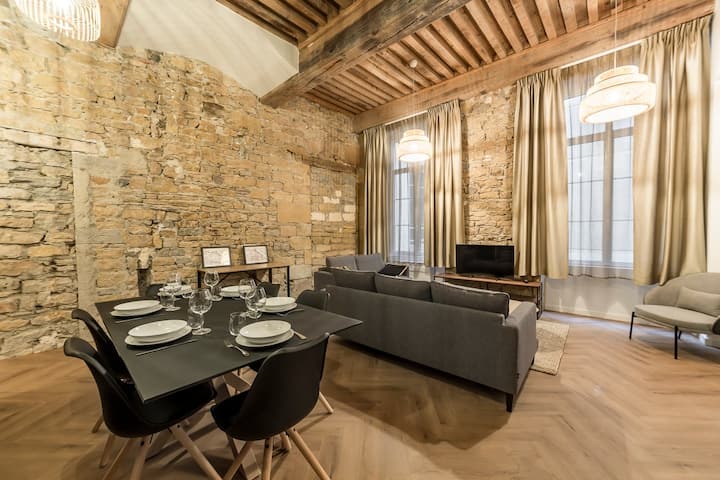 Opéra Muse | Séjour De Luxe Avec Balnéo Et Clim - Lyon