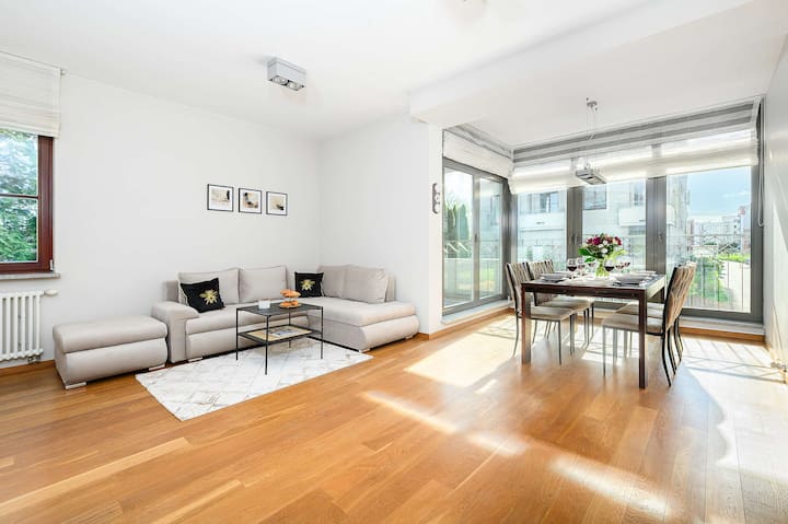 Lumina Luxurious Apartment With Parking - Łódź