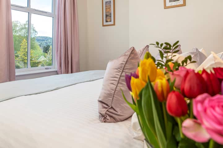 Superking -King-de Luxe-sdb Privée Avec Baignoire - Coniston