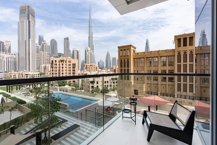 Stunning Downtown Home With Full Burj View - Dubai