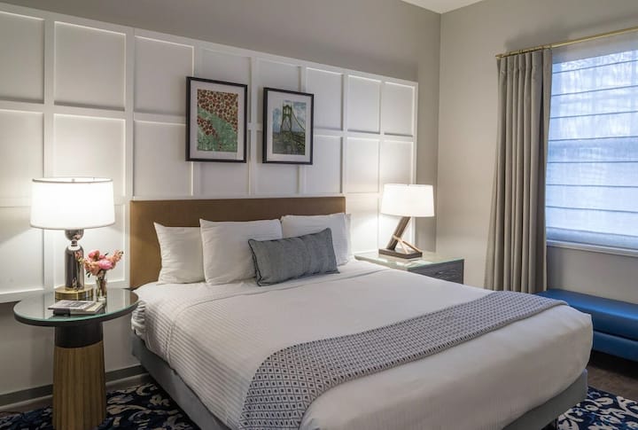 3 Spacious One Bedroom Suites At Heathman Hotel - Portland, OR