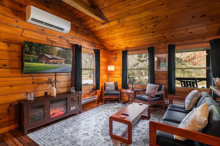 Custom Log Cabin #1 | Denton Hill State Park - ペンシルベニア州