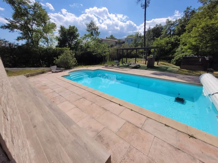 Belle Villa Avec T1 Indépendant Et Piscine - Aubenas