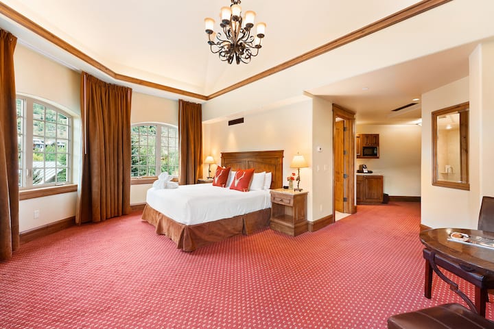 Maximum Comfort! Spacious Accommodation, Hot Tub! - Vail, CO