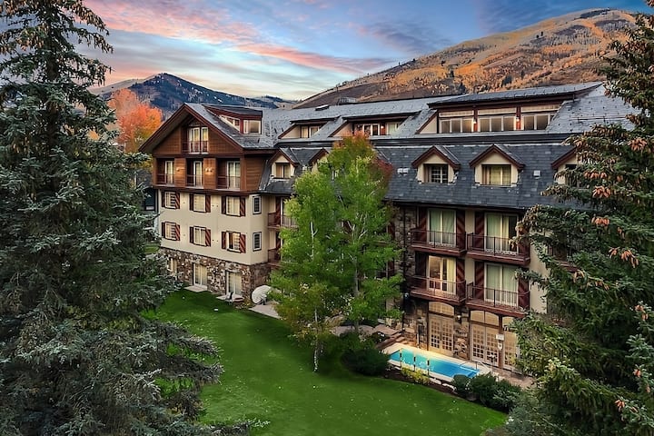 Rare Gem! Hot Tub And Mountainside Fire Pits! - Vail, CO