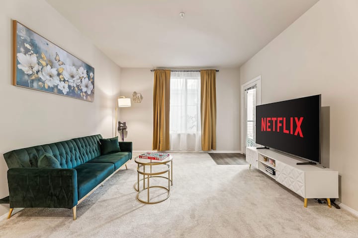 Palaya Stay • 1br Oasis • 2.5 Mi To Marina & Beach - Marina del Rey, CA