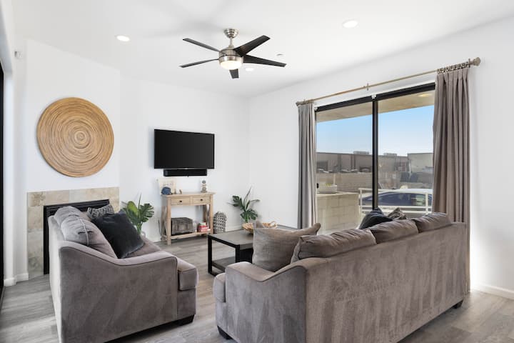 Beachfront Oasis W/ Rooftop Deck | Strand Way B - 피스모 비치