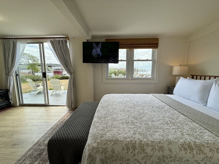 Aq Inn 9 Garden Suite, Ocean View - Boothbay Harbor, ME