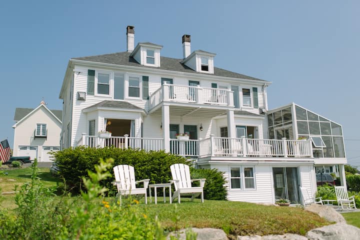 Aq Inn 14 Penthouse Suite, Fireplace, Ocean View - Boothbay Harbor, ME