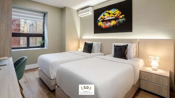 Single Twin – Downtown Mtl Stay - Montreal