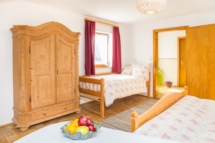 Double Room With Shared Shower On The 1st Floor - Chiemsee