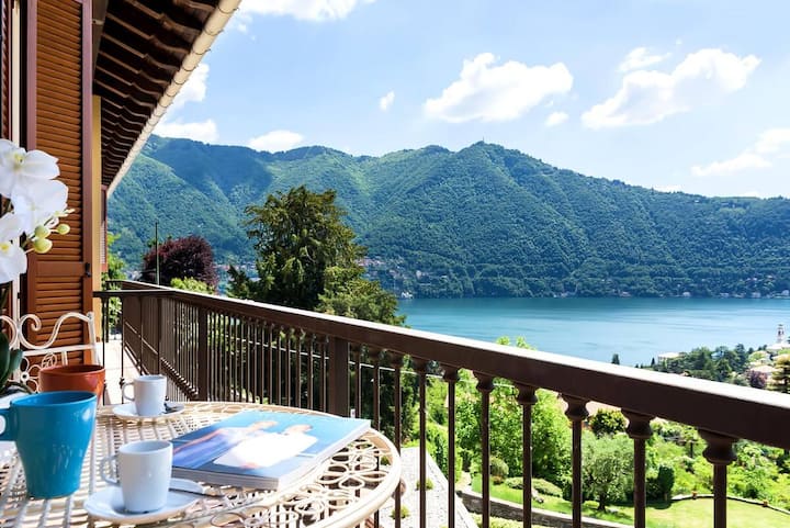Cernobbio Lake View - Cernobbio