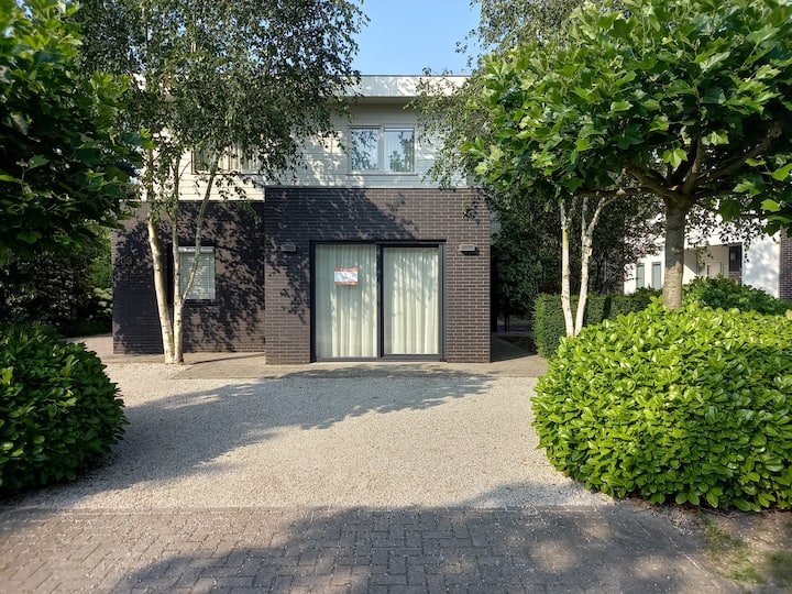 Oeverzwaluw Nr. 209 | 12 Pers. Jacuzzi & Sauna - Nunspeet