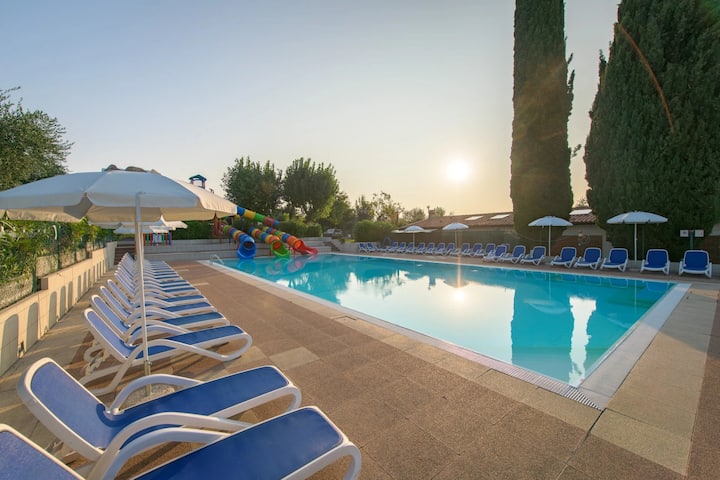 Zecamping 4* Mobil Home 24m² Piscine - Moniga del Garda