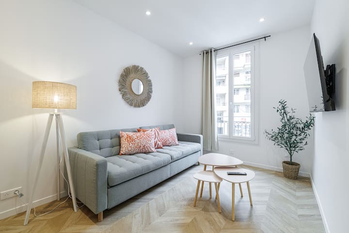 Grand & Confortable 3 Pièces Rénové - Niza