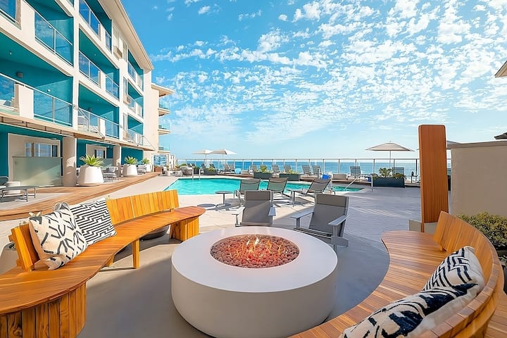 Courtyard 2 Double, 3 Units, Beach Terrace - Carlsbad, CA