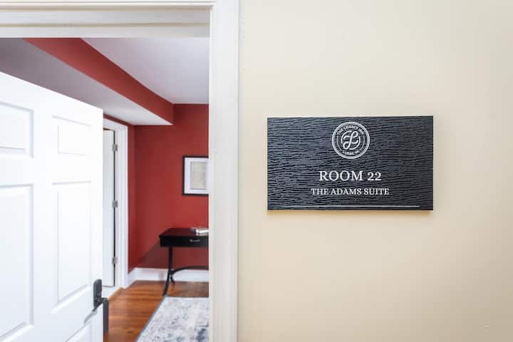 The Adams Suite - Luray, VA