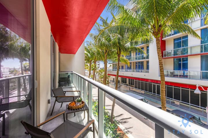 Tropical Oasis - Near Beach W/pool - Hollywood, FL