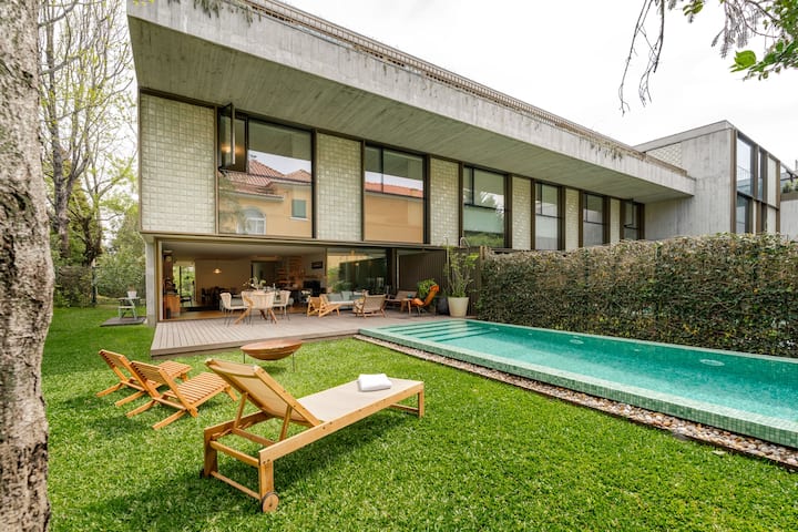 Hostwise – Grand Villa W/ Pool, Garden & Garage - Porto