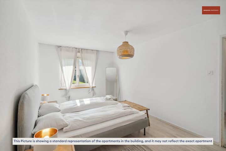 Cozy Zürich 3br W/ Balcony & Kitchen - Zurich Airport (ZRH)