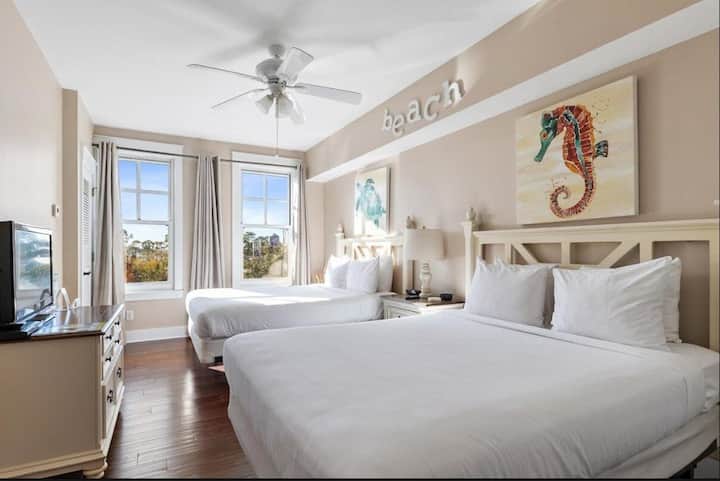 Exquisite Studio With Best Fireworks View In Baytowne - Miramar Beach, FL