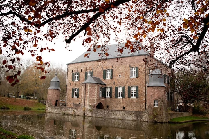 Enjoy Luxury Room Near Maastricht City Center - Heerlen