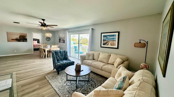 The Lighthouse - フォート・マイヤーズ・ビーチ, FL