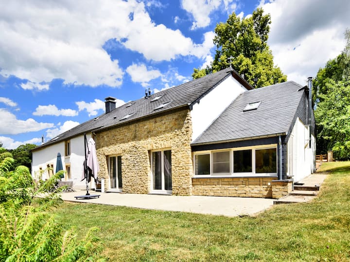 Belle Maison De Groupe Avec Jardin Sauna - Florenville
