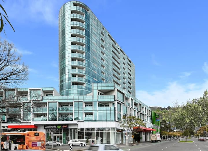 Convenient Located 2bdr Apartment With Parking - Brooklyn