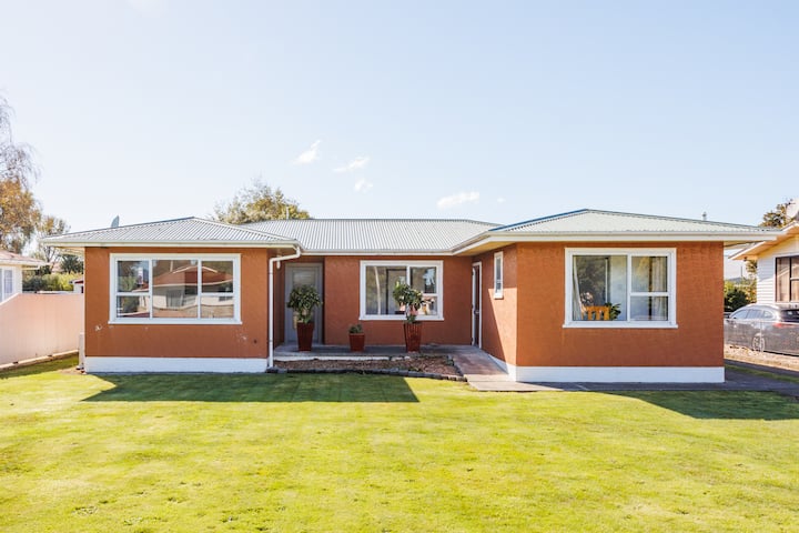 Dannevirke Lodge - Dannevirke Holiday Home - Dannevirke