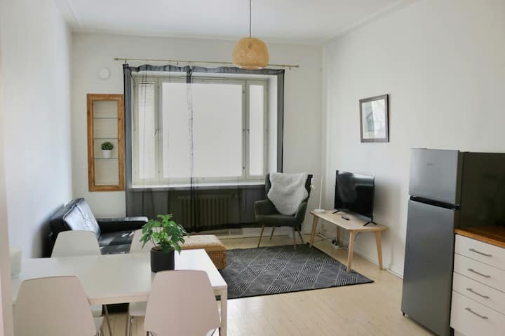 Beautiful Apartment For 2 In Taka-töölö - Helsinki