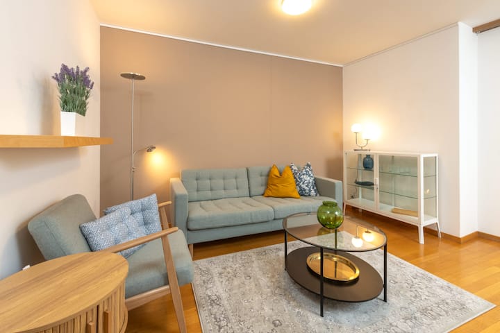 Cozy Central Duplex,  Garden & Family Comfort - Sankt Moritz