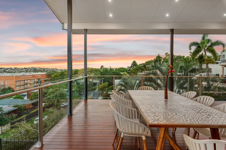 Modern Family Home In Brisbane’s Trendiest Suburb - Balmoral