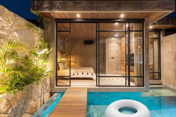 Romantic Honeymoon Villa • Private Pool + Netflix - Indonesia