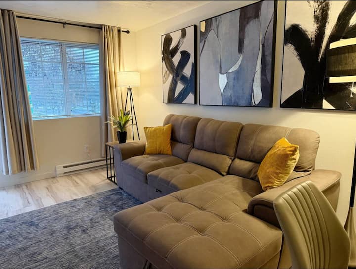 2 King Beds Queen Sleeper Sacred Hear_ Downtown - Spokane, WA