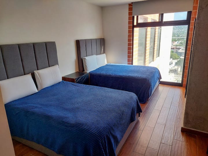Studio W/ Rooftop Pool & Views In Old Town - Monterrey
