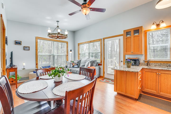 Private Dock & Deck: Tranquil Dam Pond Cottage! - Augusta, ME