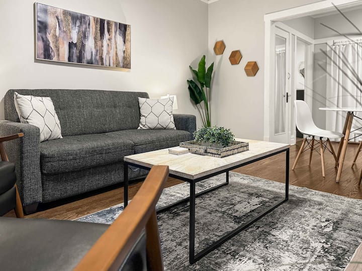 Roscoe Retreat · Cozy 2br In Chicago - Andersonville - Chicago