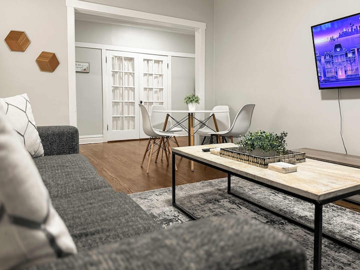 Roscoe Retreat · Cozy 2br In Chicago - Andersonville - Chicago