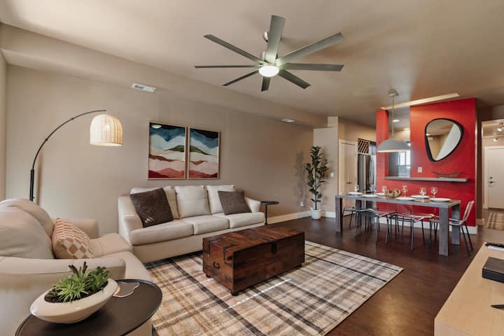 Foco Patio Oasis – King Beds & Walkable Location - Fort Collins, CO