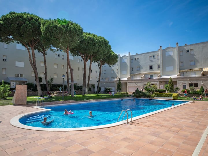 Appartement Avec Piscine Et Jardin Communautaires - L'Escala
