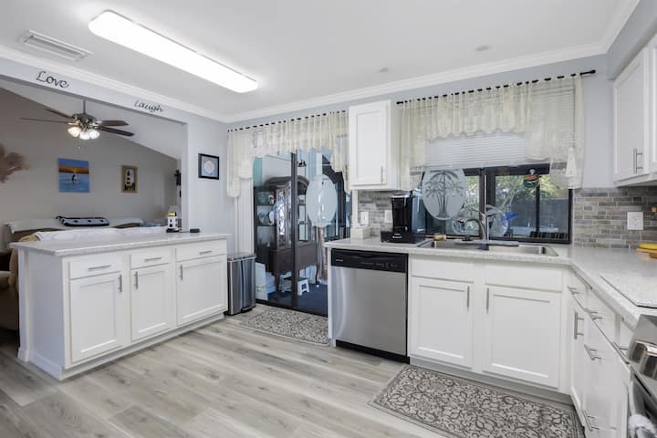Lovely 2/2 Home In Hudson Florida, Worchester - Hudson, FL