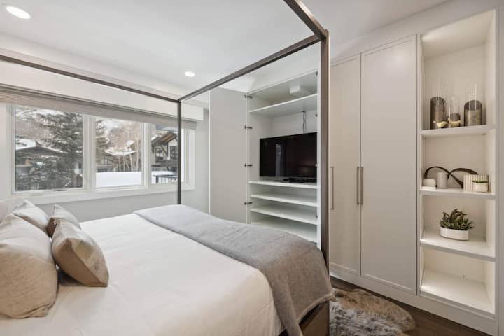 Lodge Tower 282 Lodge Room - Vail, CO