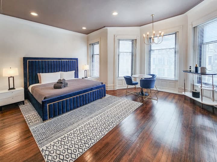 The Auberge - Luxe Flat Near Lake, Dining, & Shops - Lincoln Park - Chicago