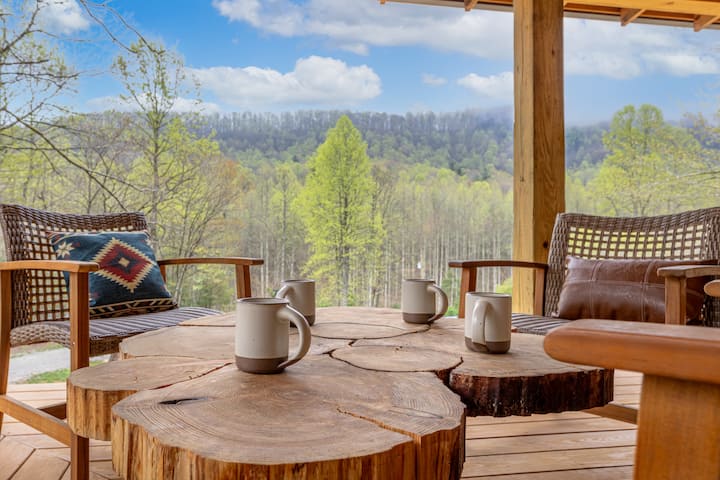 Palmetto Trailside Retreat - Saluda, NC