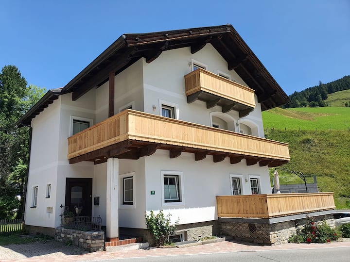 Appartement Ensoleillé Avec Grande Terrasse - Dienten am Hochkönig